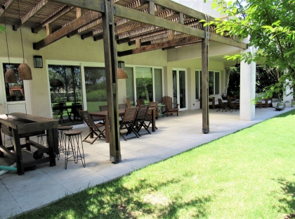 Alquiler Enero Febrero de Casa en Santa Catalina, Tigre | Bustamante ...